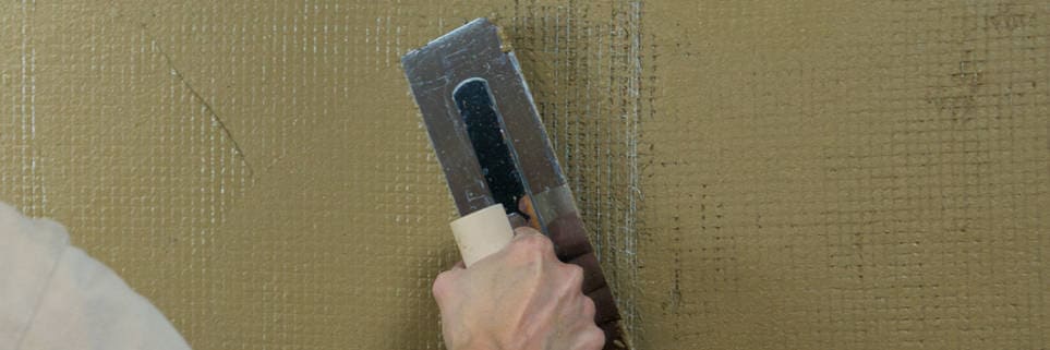 Zelf stucen met leem : een stappenplan - Leemshop